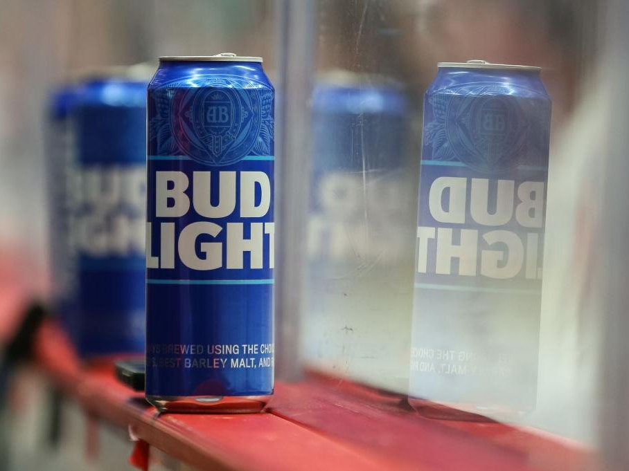 Cerveza azul: todo sobre esta fascinante bebida | CERVEZAPASION